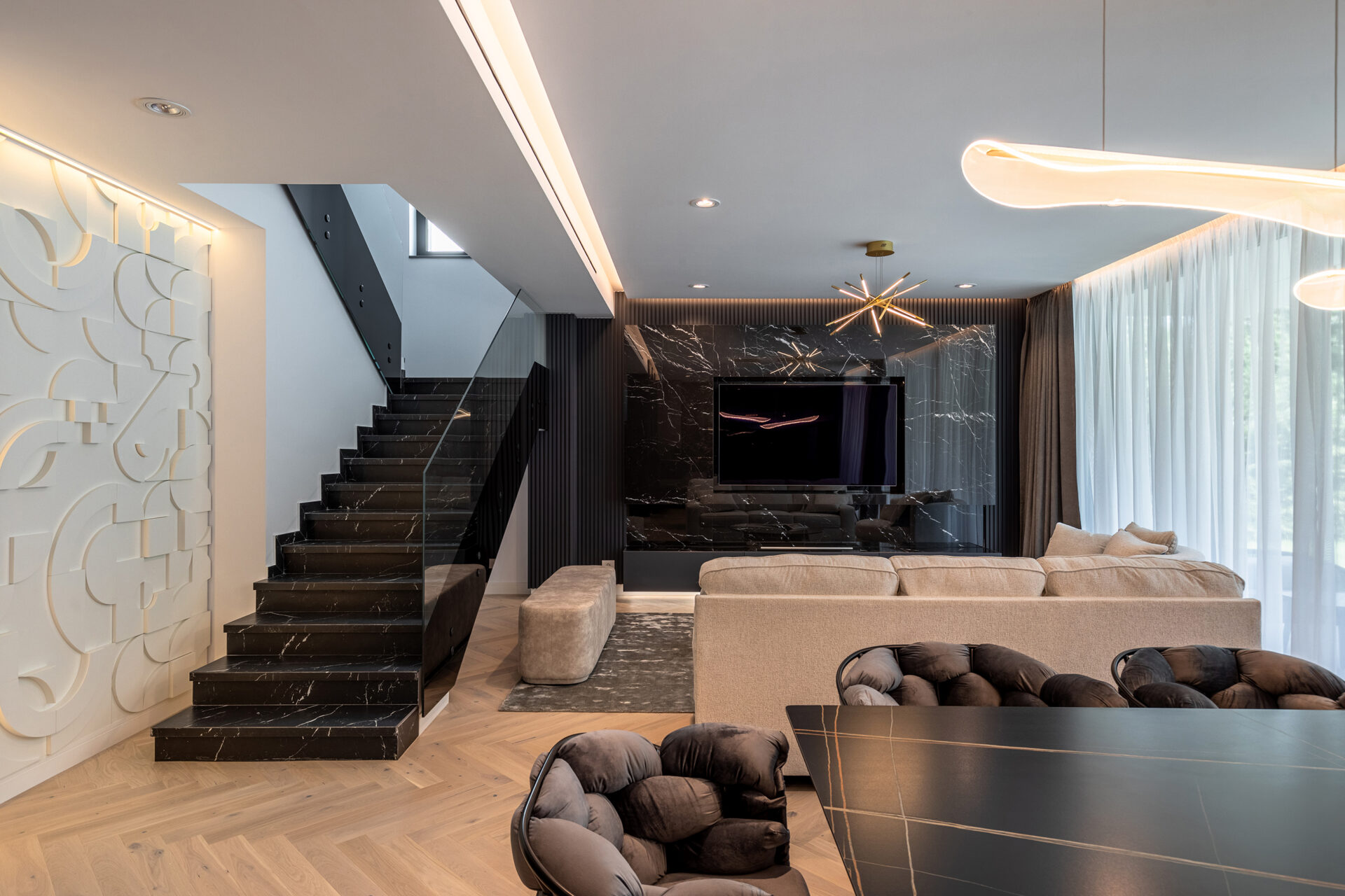 Obsidian Sleek - RIDA - Design Interior